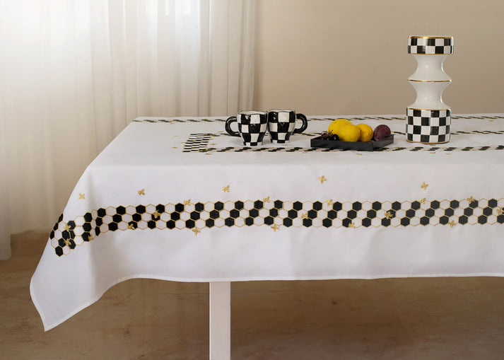 Queen Bee Tablecloth – Tablecloths by the yard